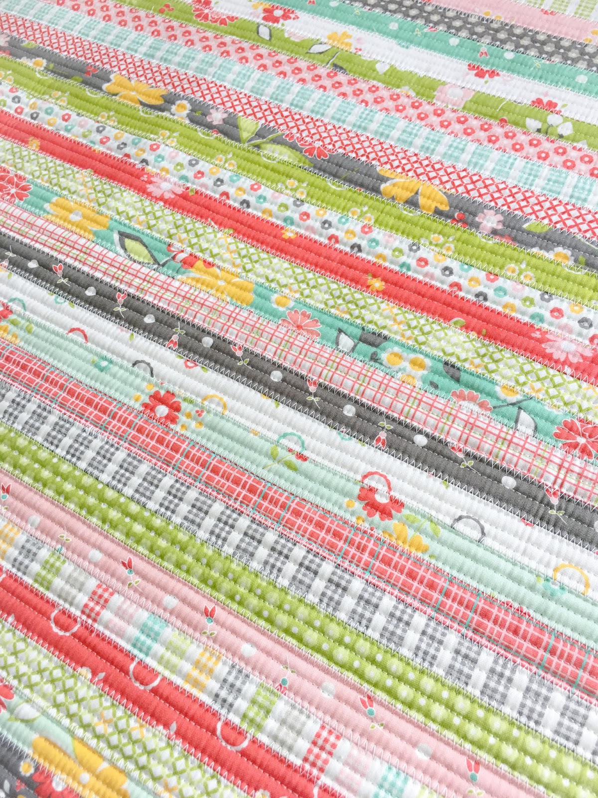 Carried Away Quilting: Fun project alert: the jelly roll rug!