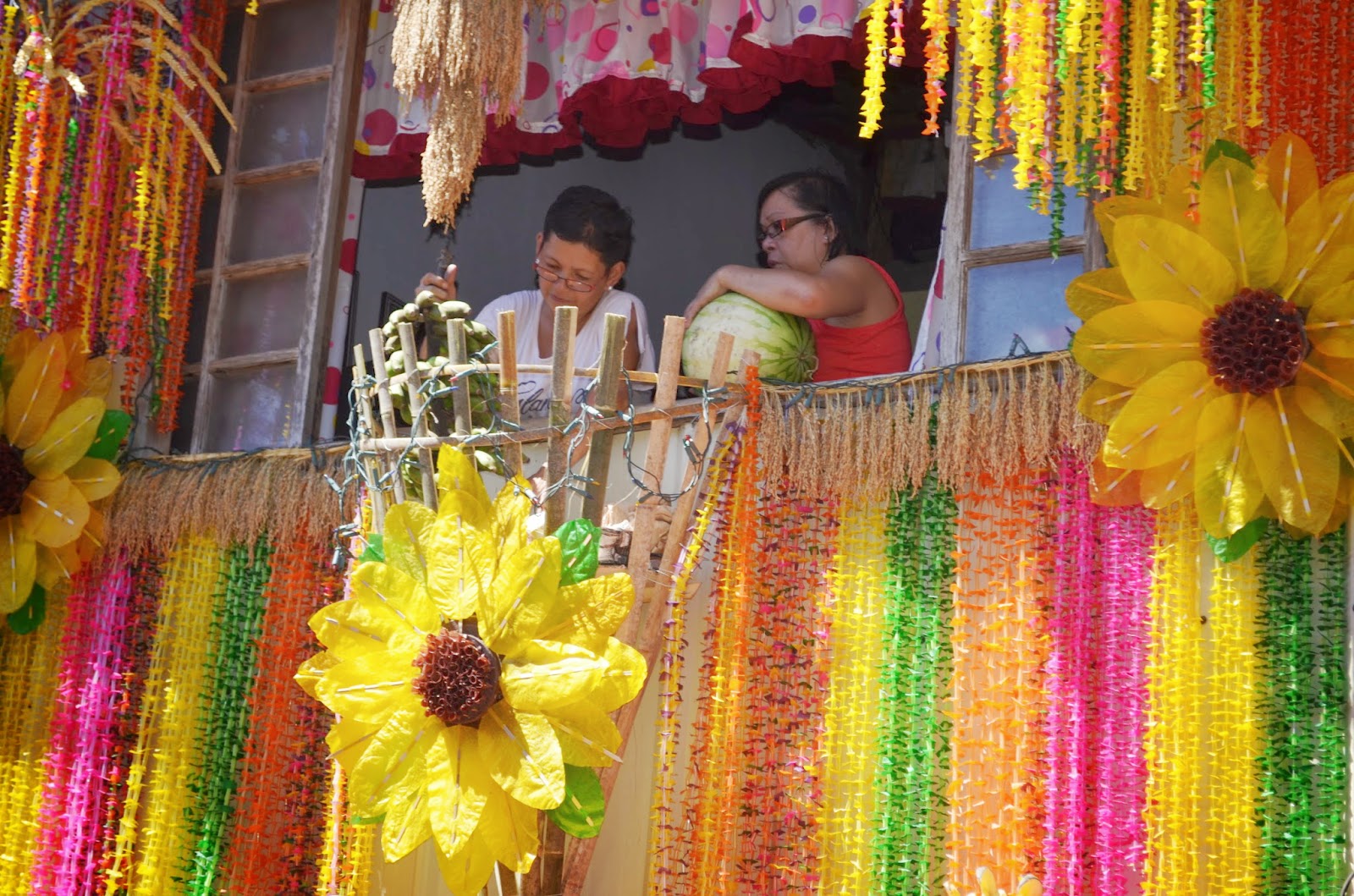 Our WANDERful JouRnEy!: The colorful festival of Pahiyas in Lucban Quezon