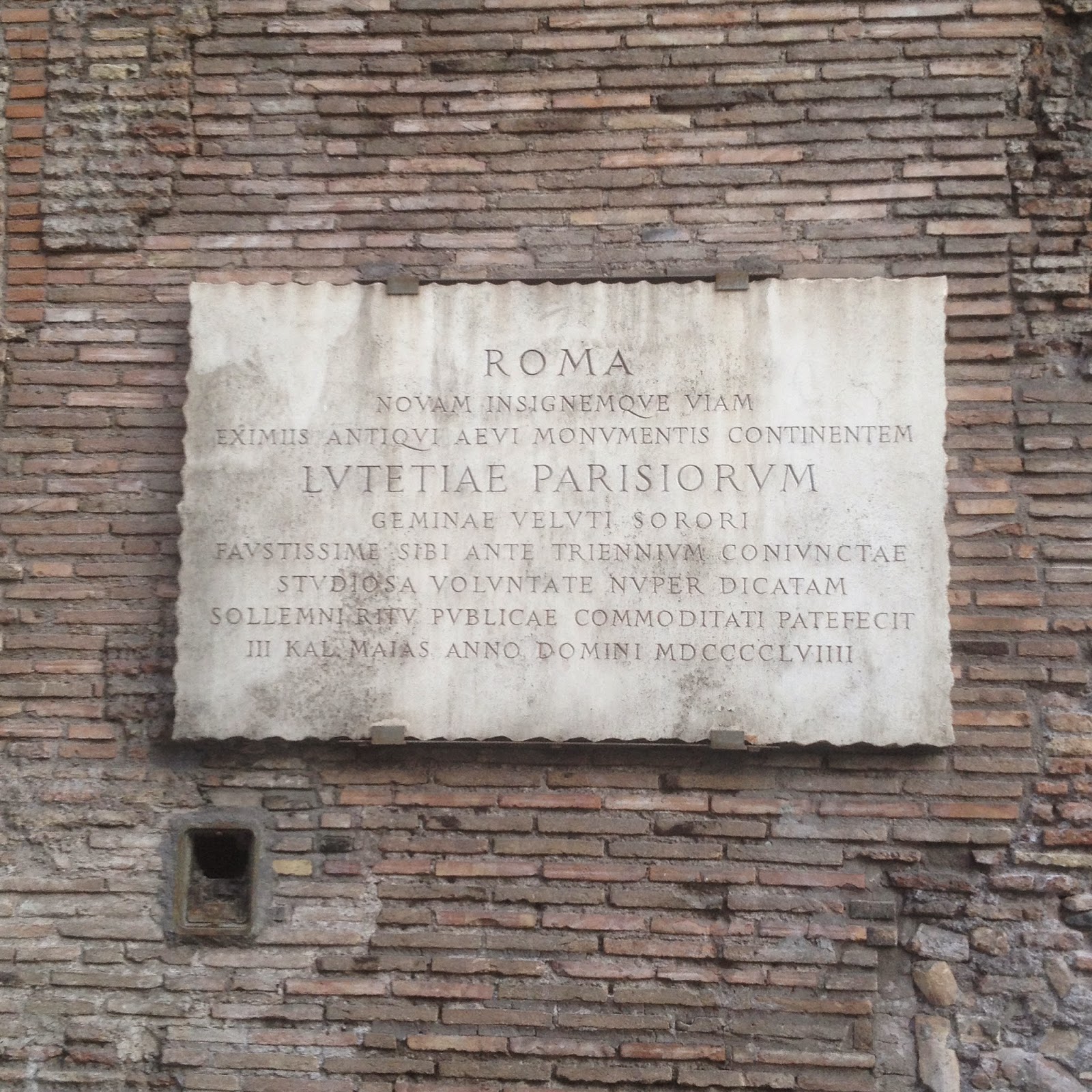 Targhe commemorative | SkyscraperCity Forum