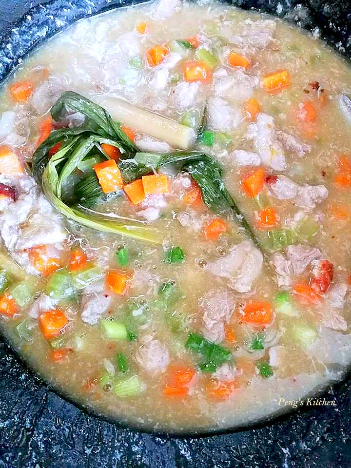 Peng's Kitchen: Cooking with "Dancing Chef" : Hainanese Chicken Rice ...