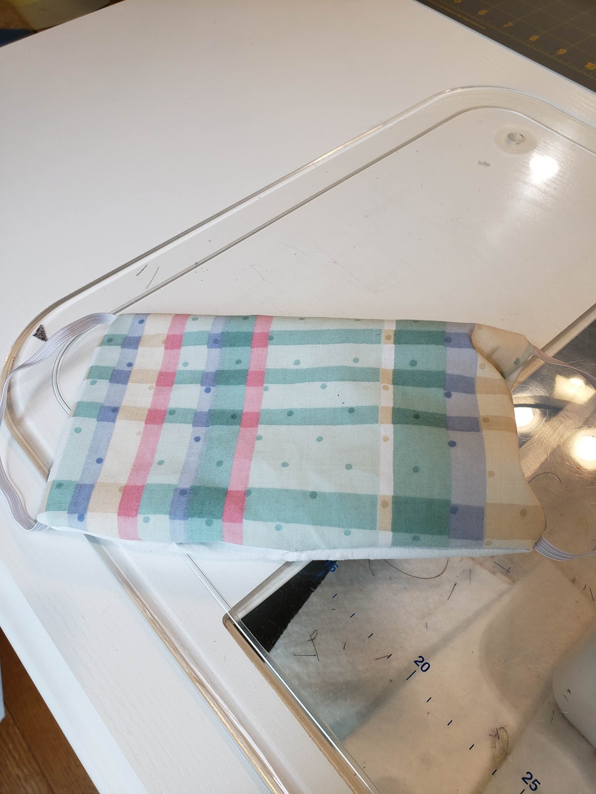 My Patchwork Quilt: DAY 49 - HOW TO MAKE FACE MASKS