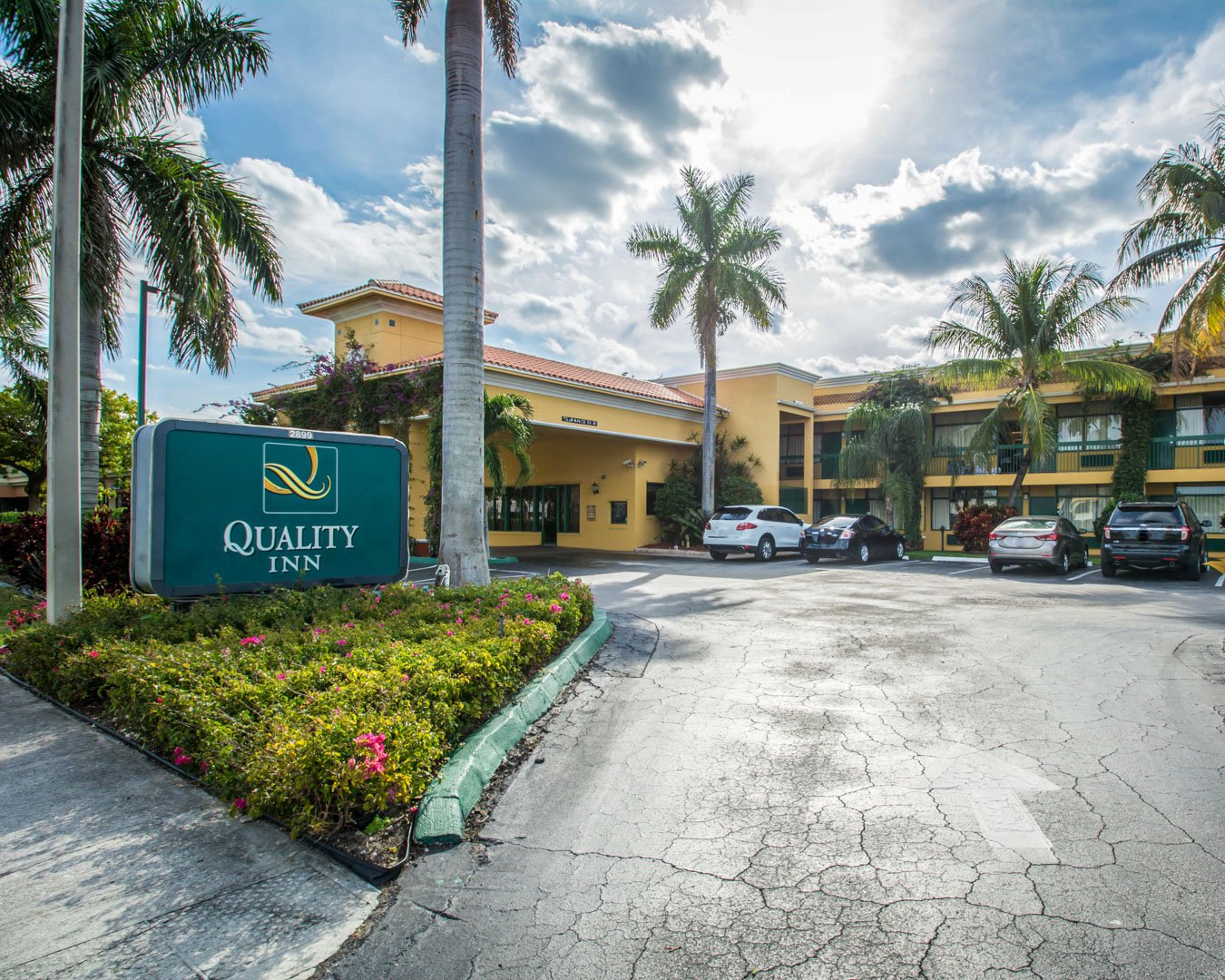 Quality Inn - Boca Raton: Mizner Park Amphitheater