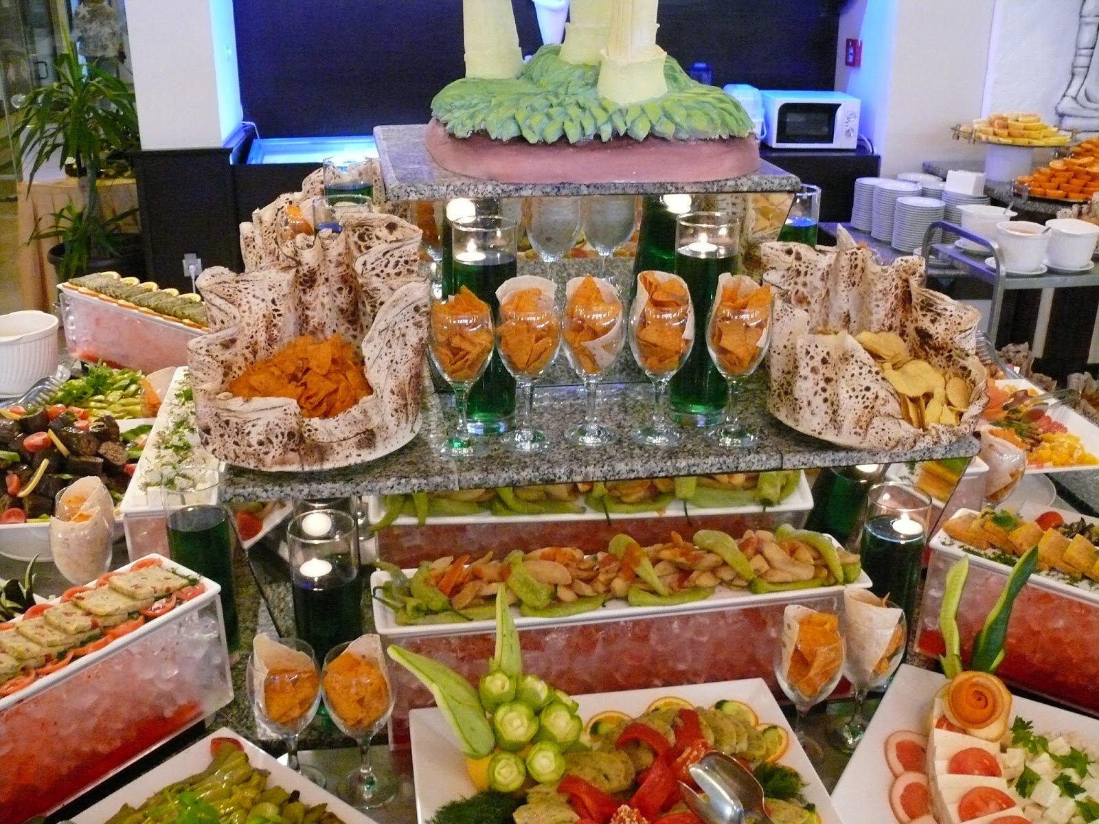 Chef-Chef-Chef: Mexican Night , Resort Hotel Buffet