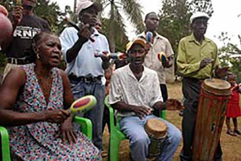 Demasiadas Noches: Palos y Atabales (República Dominicana)
