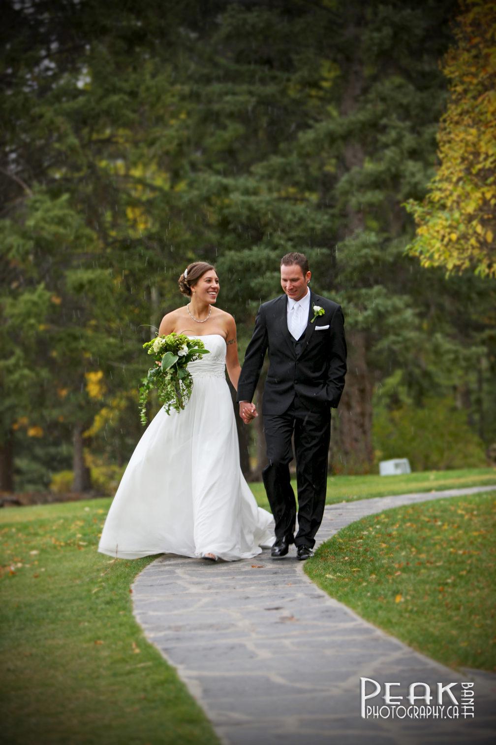 Alpine Peak Photography: Banff Wedding Photography - Amanda & Beau