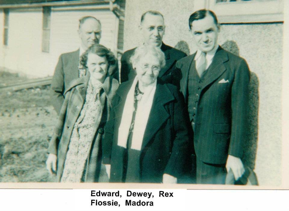 The Dawson Family History: Family Photos