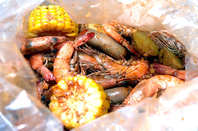 DUDE FOR FOOD: From Davao to Manila: Blue Posts Boiling Crabs and ...