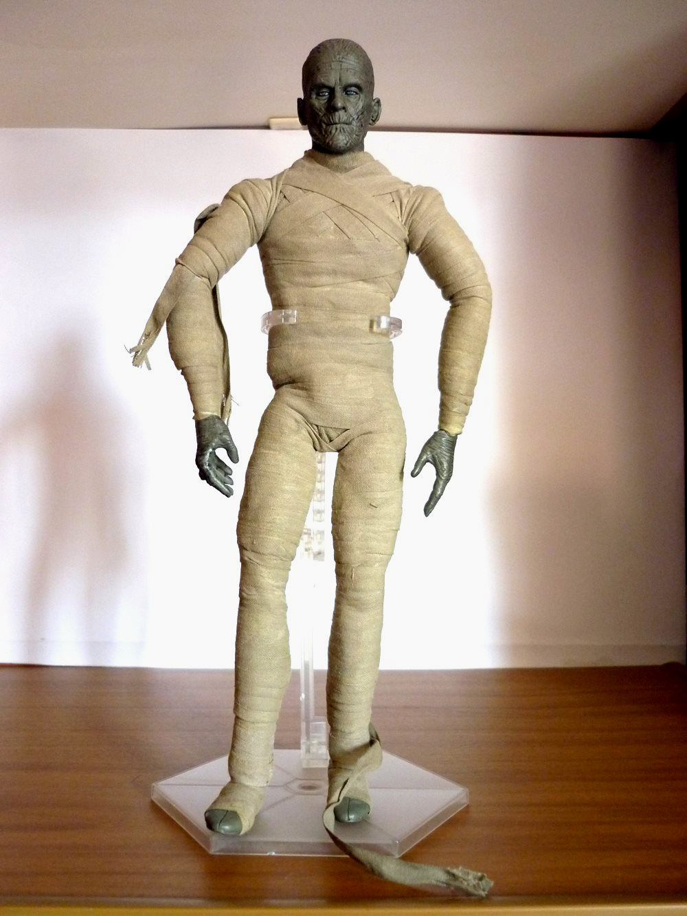 [ fight and fear ] PLASTIC: MUMMY