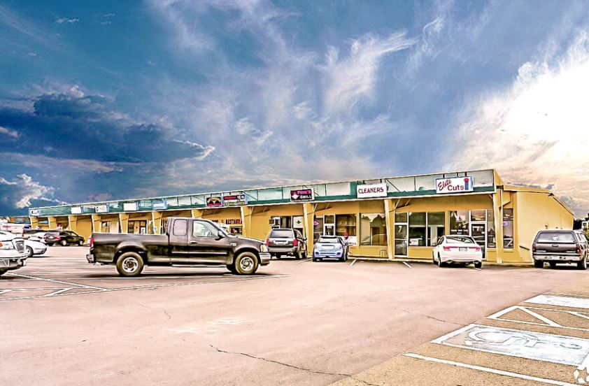 Premier Commercial Real Estate: Just Outside Travis AFB 3,400 SF ...