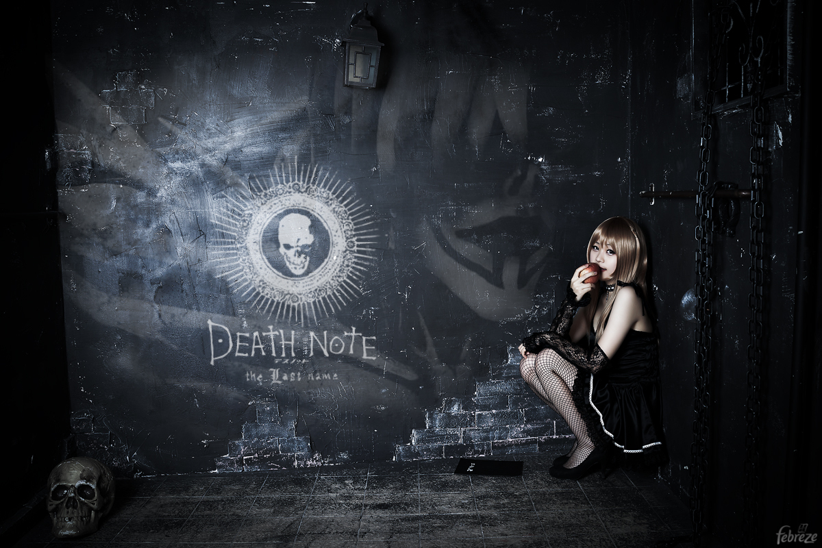 Korean Cosplayer: Misa Amane (Gothic) - DEATH NOTE