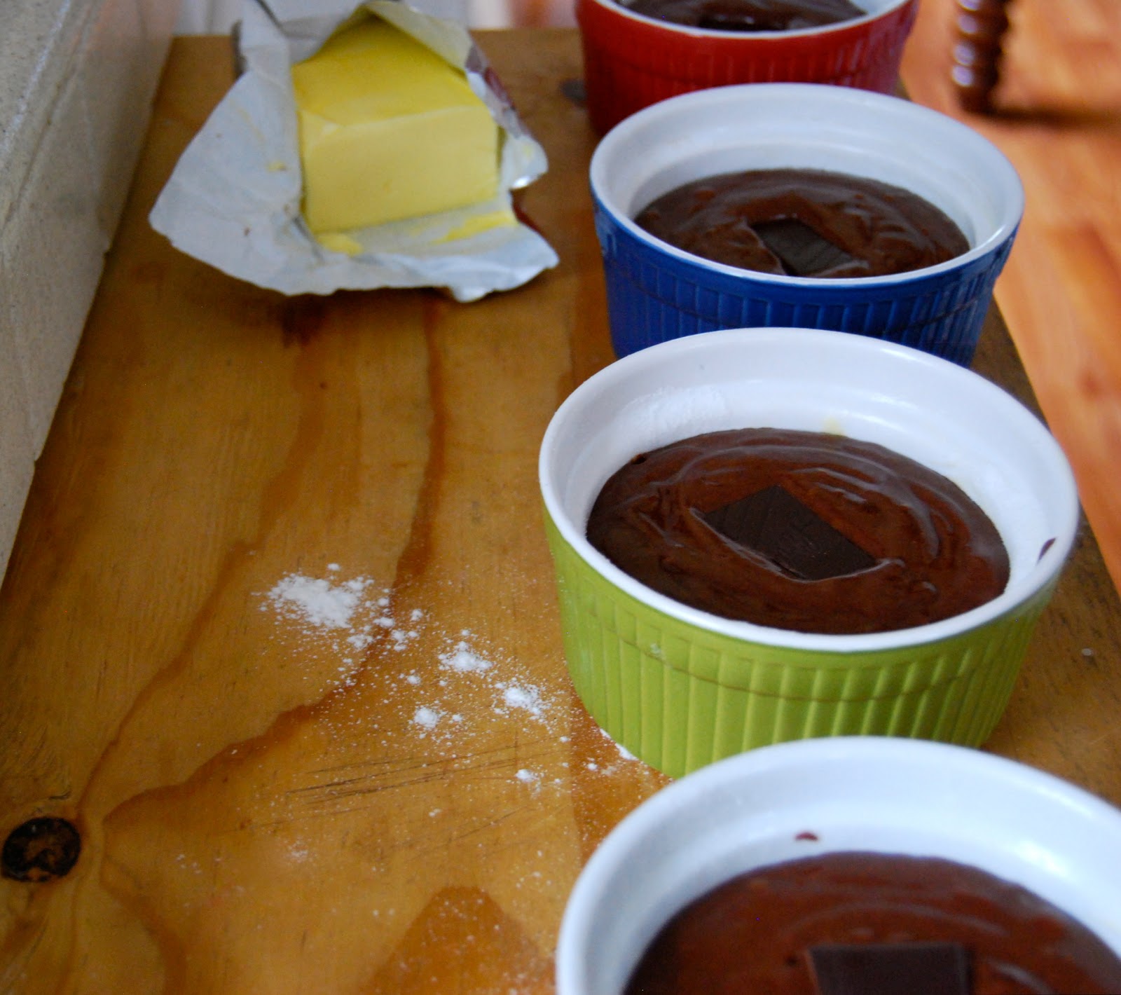 Besos and Bubbly: Bomba Chocolate (Chocolate Lava Cake)