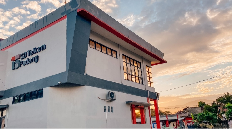 Lowongan Pustakawan di SD Telkom Padang Sumatera Barat