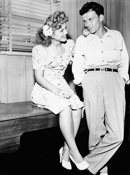 Los Angeles Morgue Files: Singer Eileen Barton 2006 Westwood Village ...