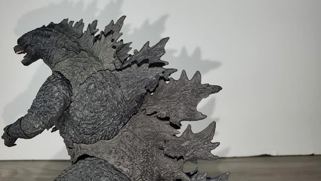 The Gryphon's Lair : S.H. MONSTERARTS GODZILLA 2019 | Figure Review