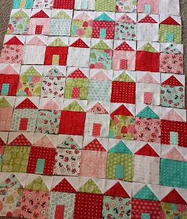 Quilt Me A House: My "Quilt Me A House" Quilt Tutorial