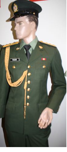 DUNIA JAHITAN PAKAIAN: UNIFORM RELA, PERTAHANAN AWAM, POLIS,TENTERA DLL