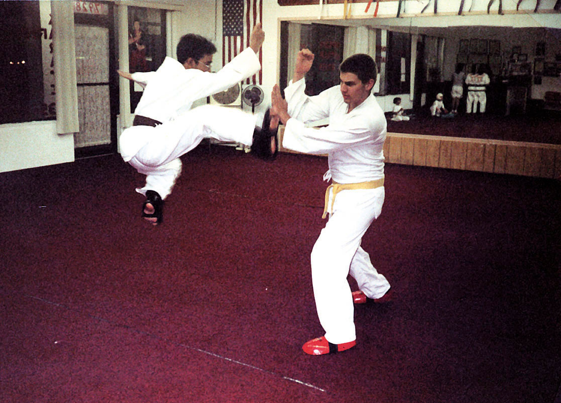 Arnis Karate: Tae Kwon Do