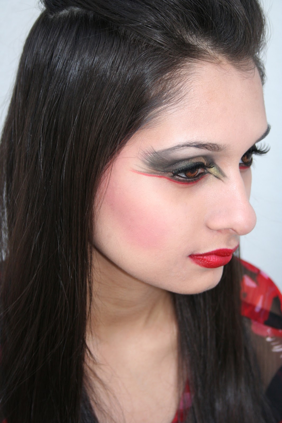 ASHIANA: Photo shoot- make- up/poses ideas...