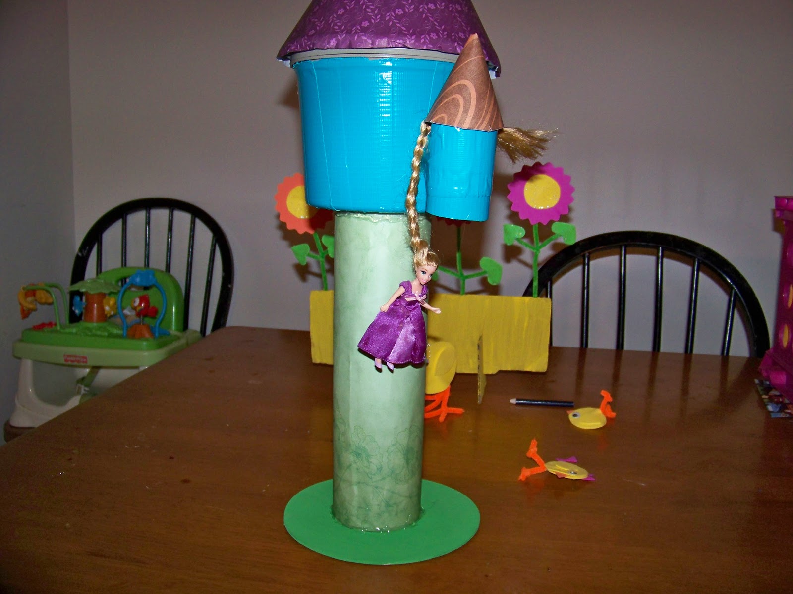 Crafty Confessions of a Brainy Mom: DIY: Rapunzel's Tower