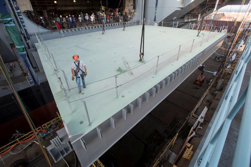 Naval Open Source INTelligence: Final Aircraft Elevator Installed on U ...