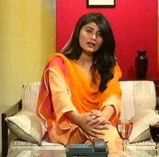 Pashto Famous Model-Anchor Drama Star Najeeba Faiz Pics - Sweetny Portal
