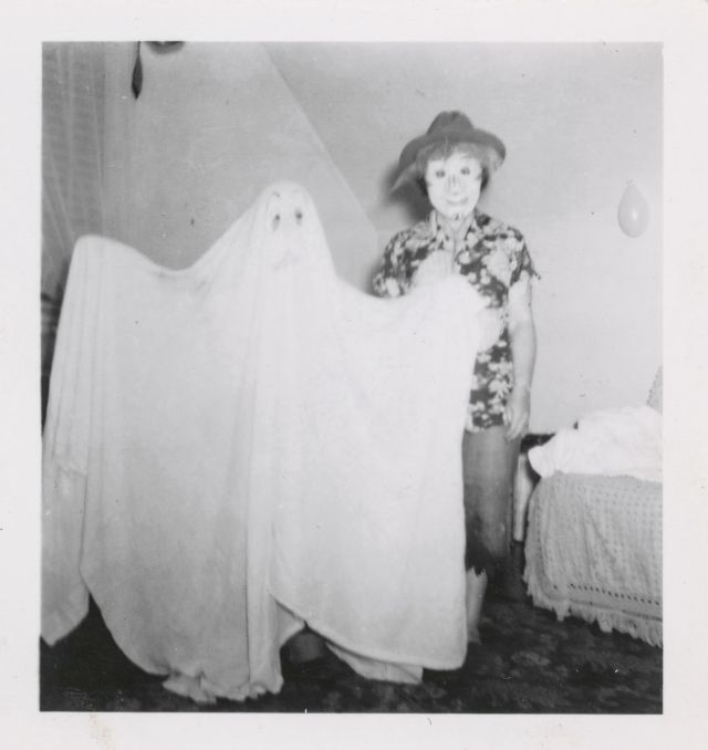 The Ghosts of Halloween Past ~ Vintage Everyday