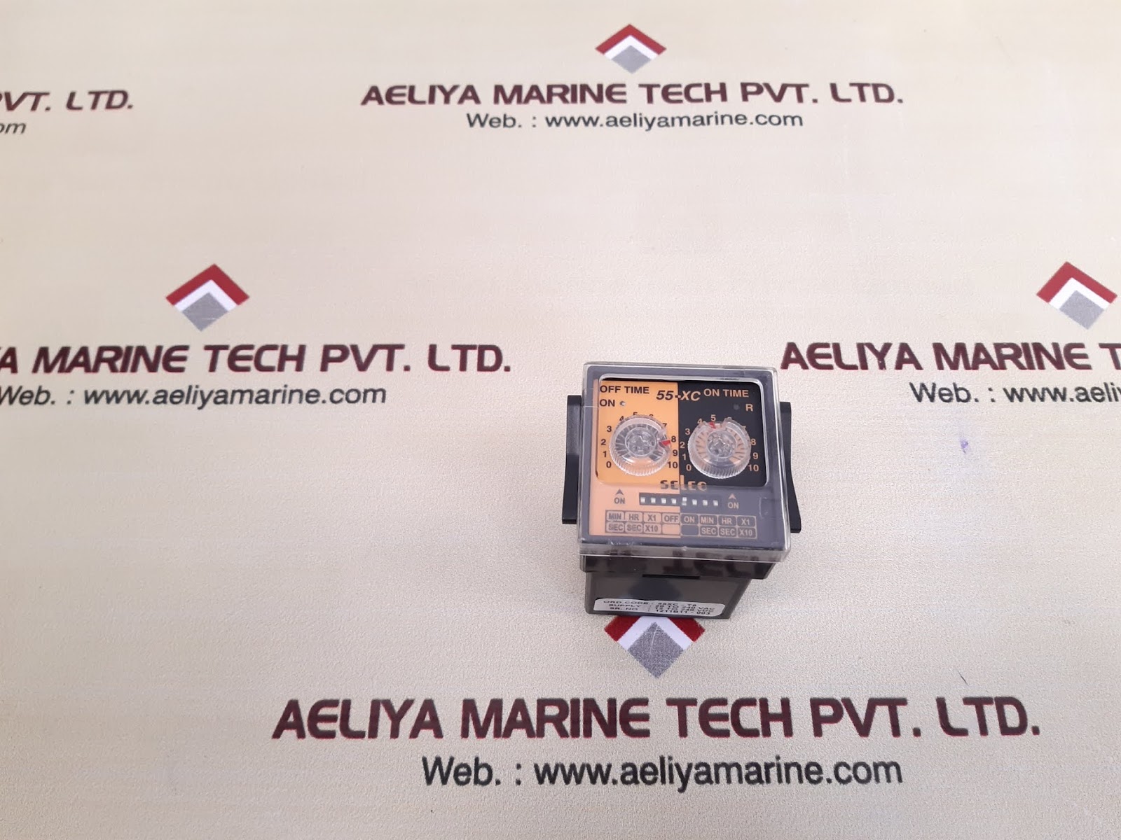 SELEC 55-XC PANEL MOUNTED TIMER - Aeliya Marine