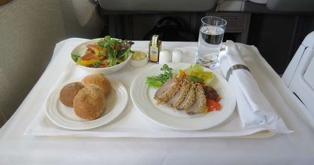 Retro Review: Emirates B777 Business Class, Bangkok-Dubai