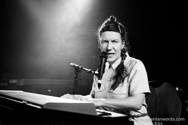 one in ten words: Kathryn Joseph at Velvet Underground - Concert Photos