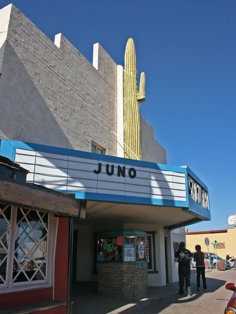 History of the Cine Capri Theatre in Phoenix