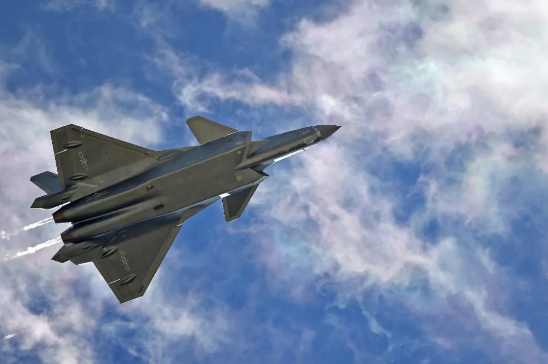China Defense Blog: 20th anniversary of J-20