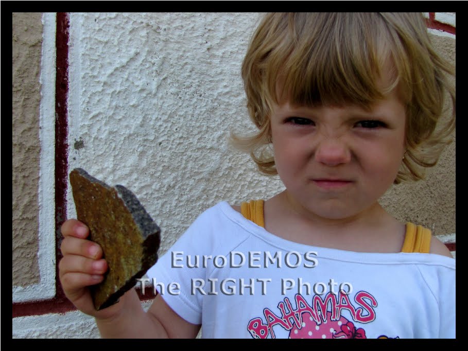 The RIGHT Photo: Exhibition Gallery of participants