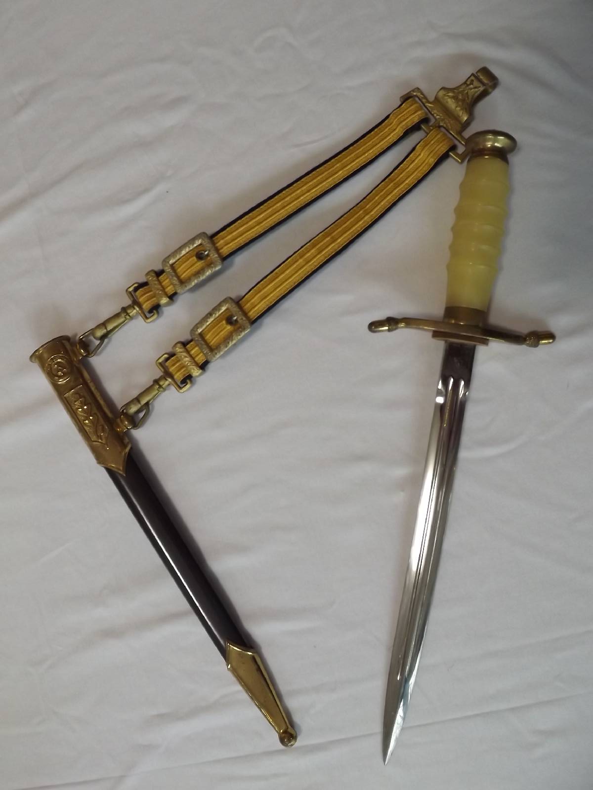 N.V.A. - D.D.R.: Ehrendolch der NVA-Daga de Honor del NVA.