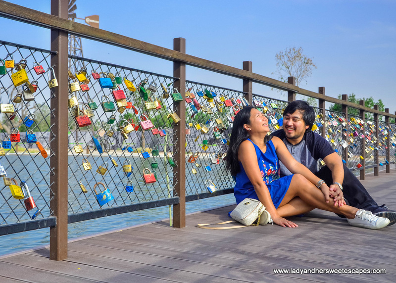 The Yard in Last Exit Al Khawaneej: Of Love Locks and Food Trucks ...