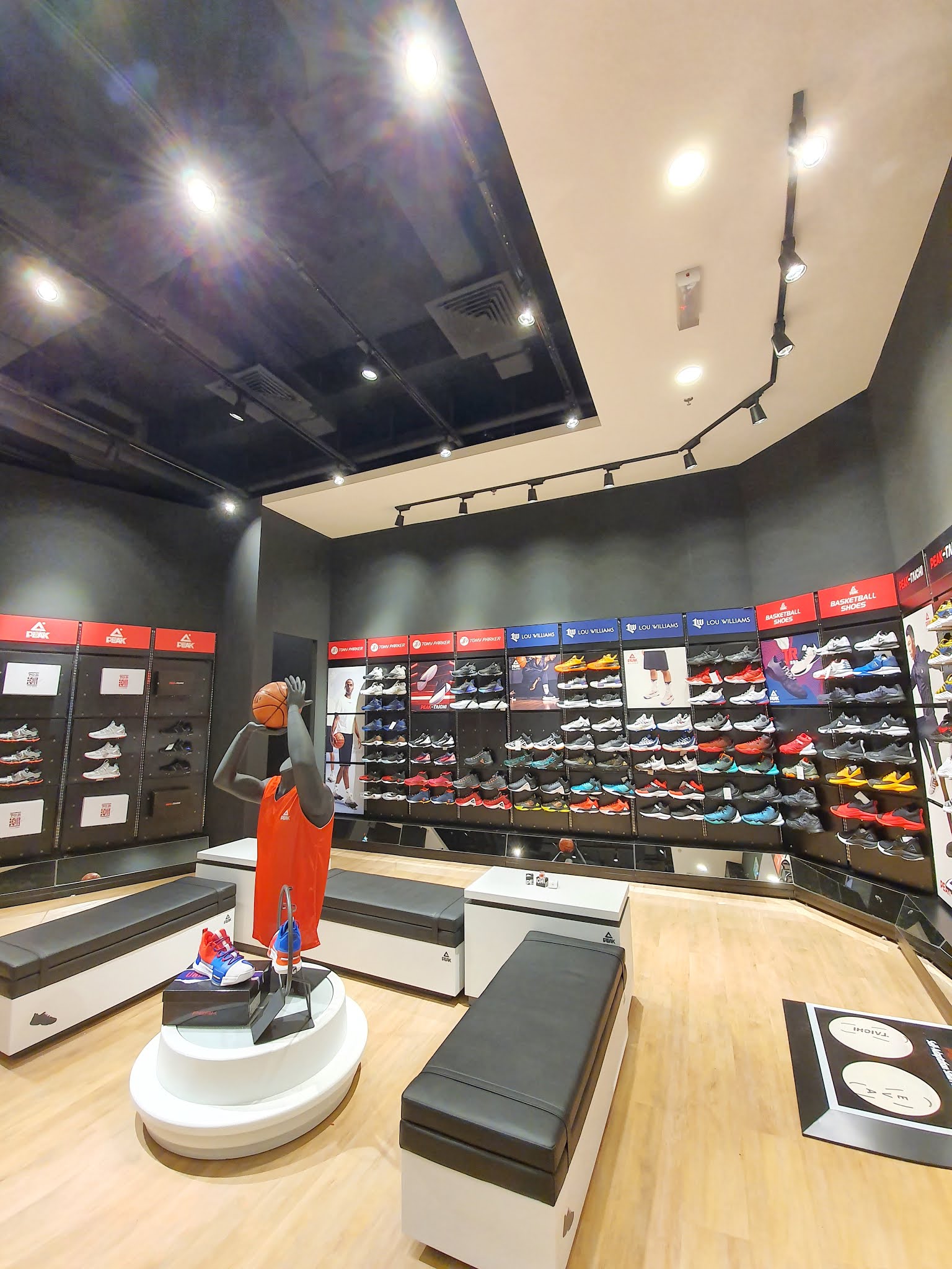 Basketball Fans, Peak Malaysia New Store Now at i-City Mall Shah Alam!