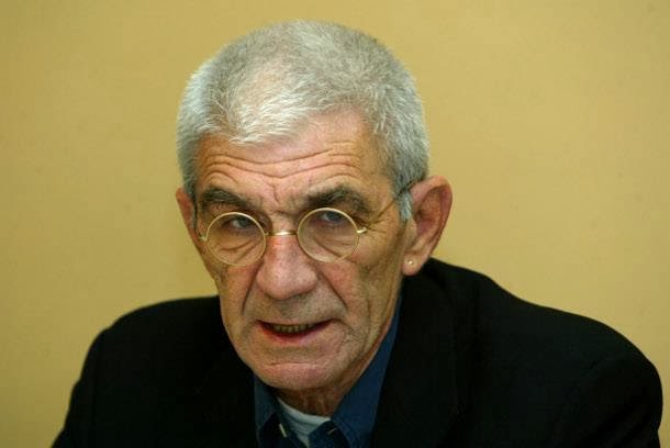 ΑΛΗΤΙΚΗ ΣΥΜΠΕΡΙΦΟΡΑ ΜΠΟΥΤΑΡΗ ΓΙΑ ΤΟΥΣ ΝΕΚΡΟΥΣ ΑΠΟ ΤΑ ΜΑΓΚΑΛΙΑ: «ΠΕΘΑΝΑΝ ...