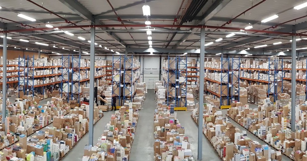 Steven Sterk vervangt verlichting magazijn door LED TL verlichting ...