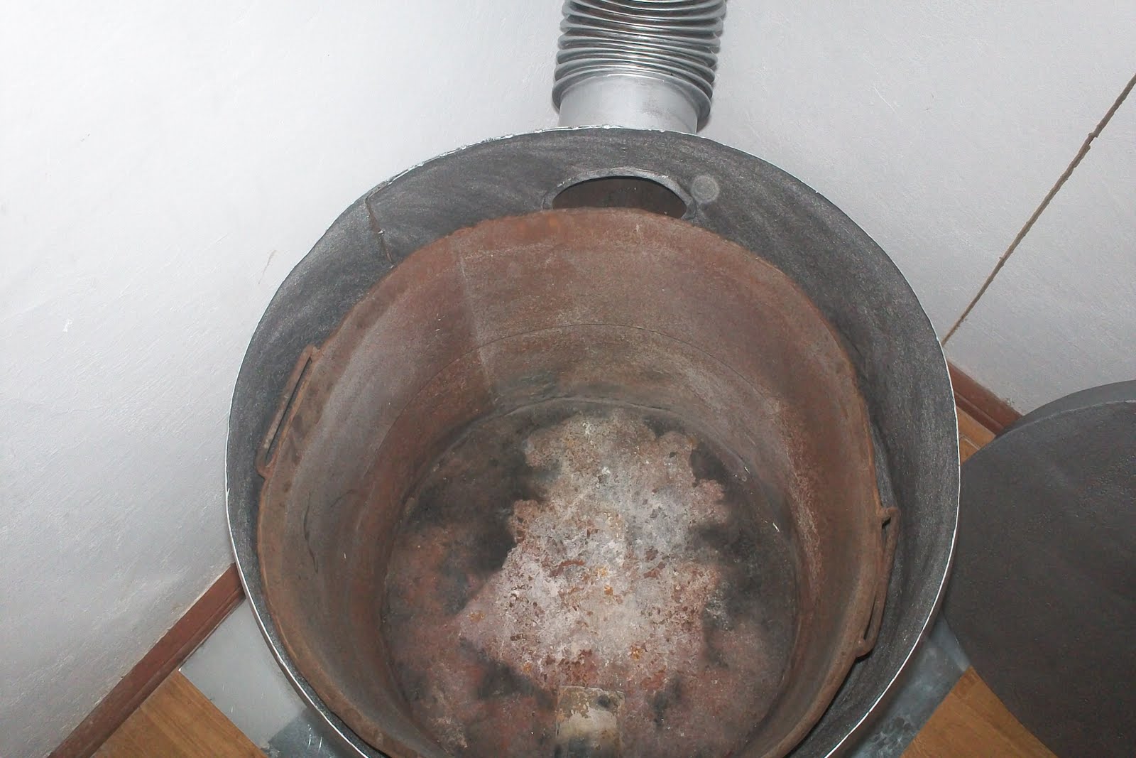 Mobila pentru bucataria: Sobe rumegus pentru solarii