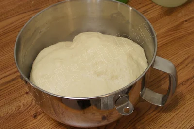 Viki 's Kitchen: Aloha bread