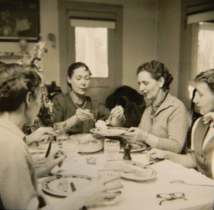 Hello USA: caroline ferriday