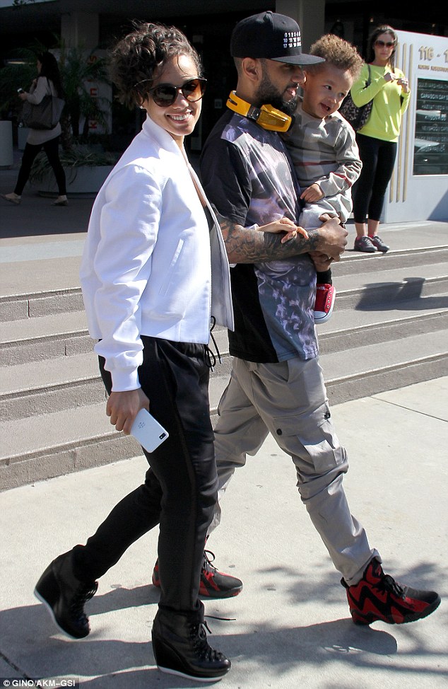 Daddy's boy! Alicia Keys beams as her son Egypt snuggles into his ...