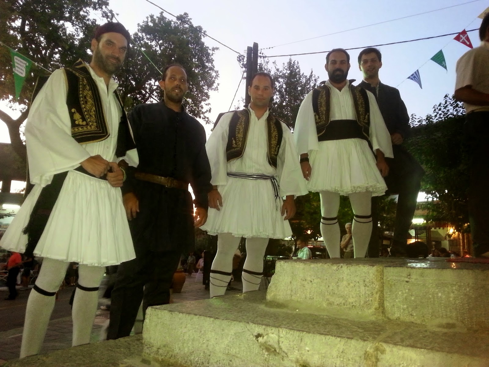 ΛΑΟΓΡΑΦΙΚΟΣ - ΙΣΤΟΡΙΚΟΣ ΣΥΛΛΟΓΟΣ " Η ΣΟΥΒΑΛΑ ΠΑΡΝΑΣΣΟΥ ": 14 ΑΥΓΟΥΣΤΟΥ ...