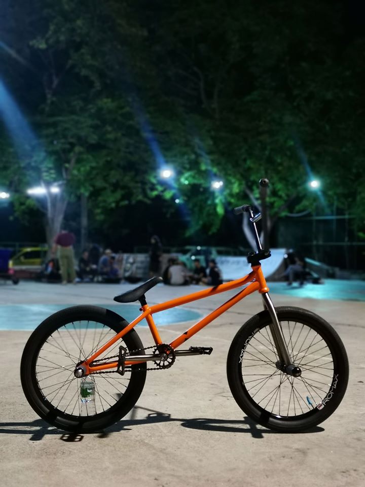 DOUBLECONTROLBMX