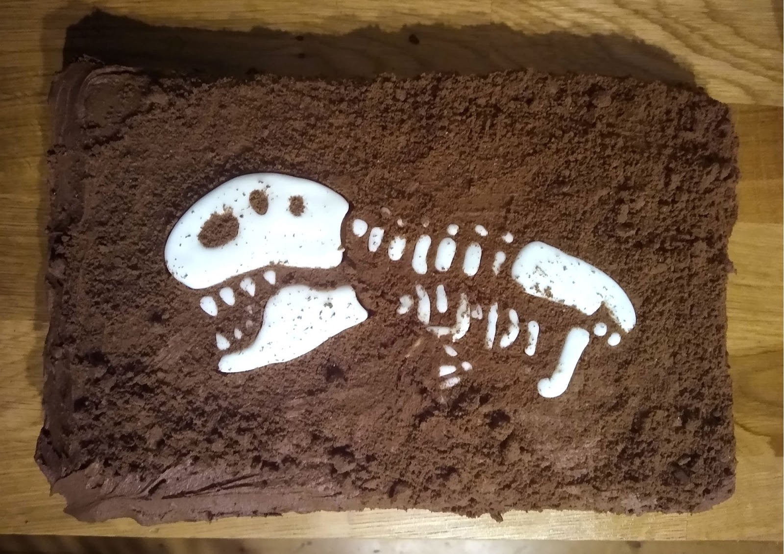 Make Your Own 'Big Dig' Cake / / by BGS Comms
