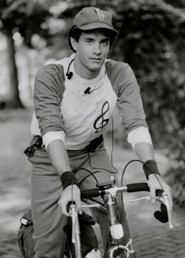 These Days It’s Easy to Forget Tom Hanks Used to Be Cute, See 20 Photos ...