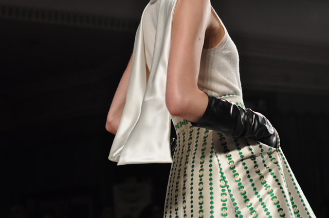 Temperley’s timeless approach to fashion rules the runway for yet ...