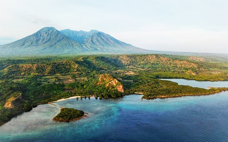 Balanan Beach Tense Tourism in Situbondo, East Java