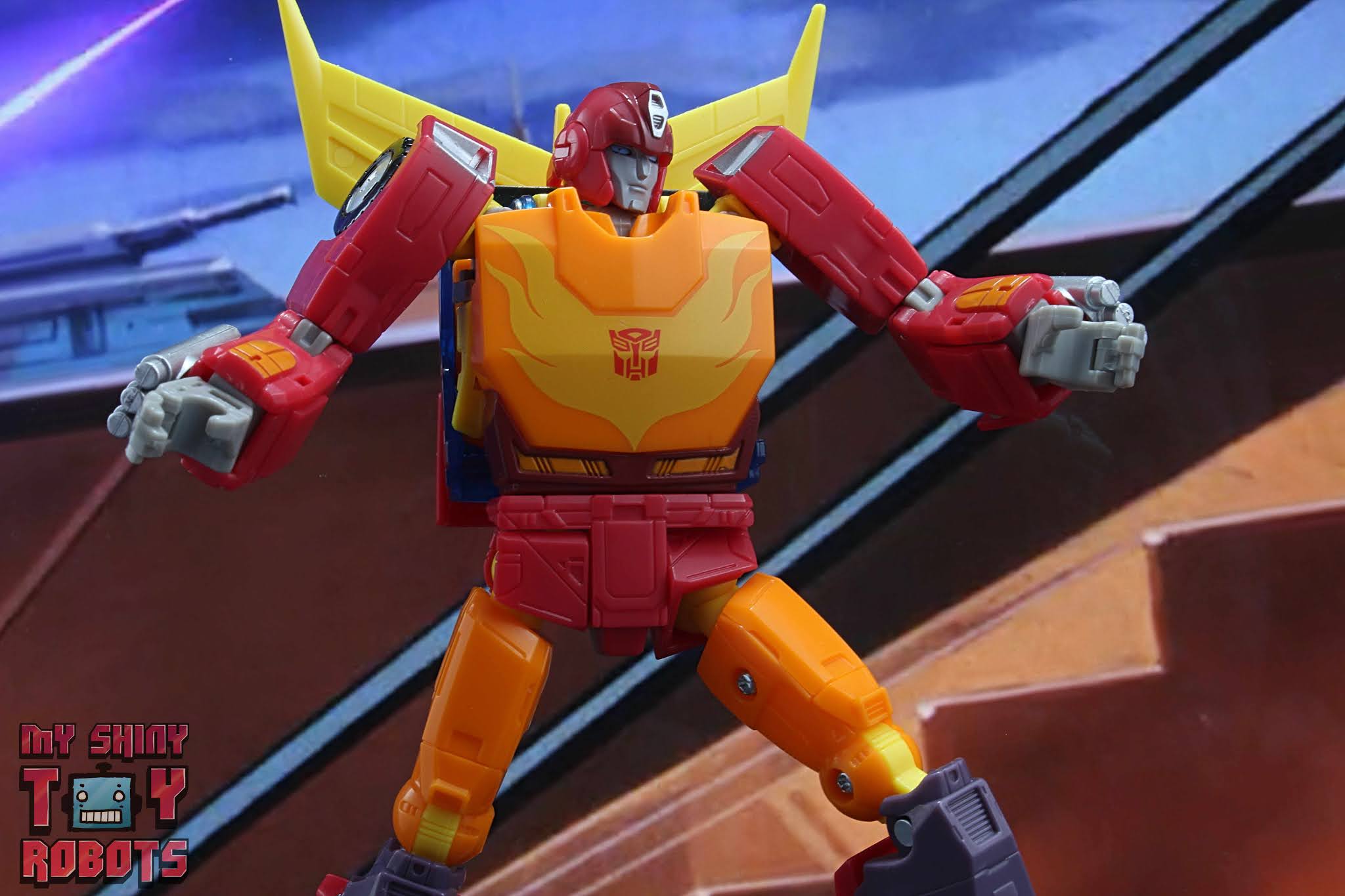My Shiny Toy Robots: Toybox REVIEW: Transformers Studio Series 86 Hot Rod