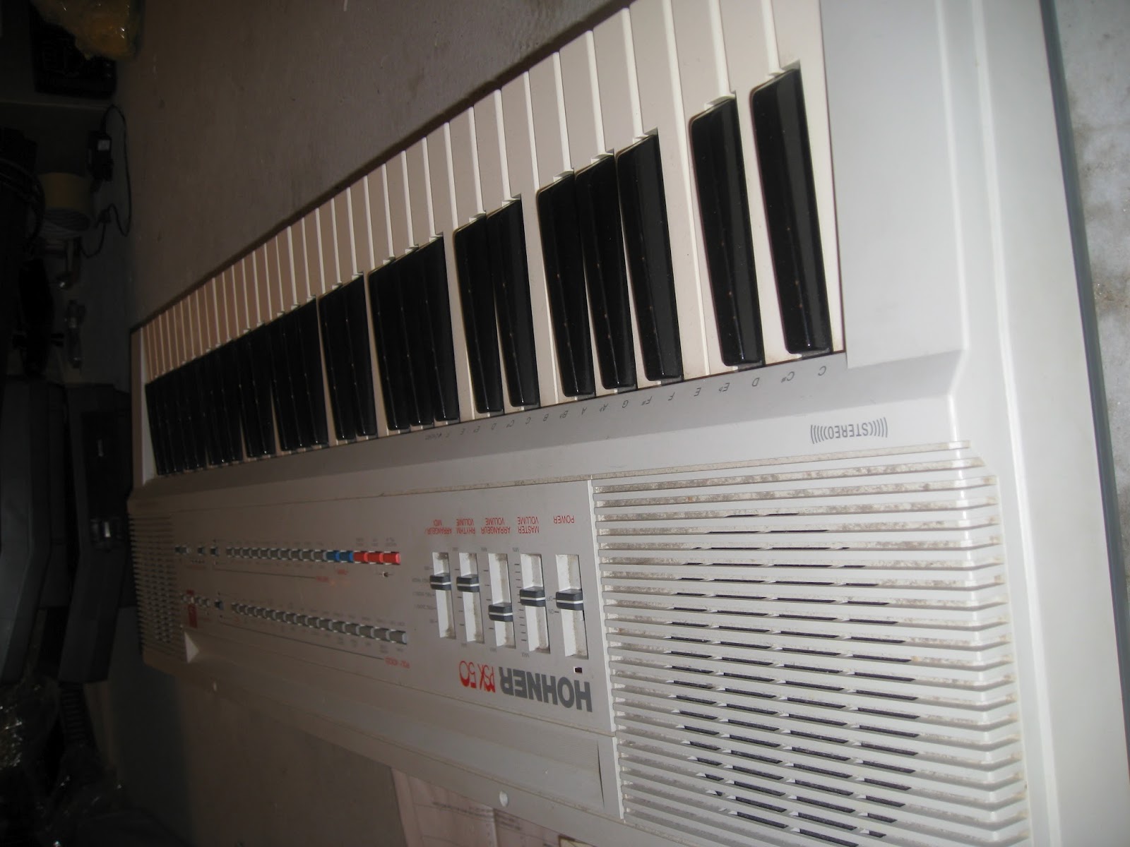 Infrequent Sound [sex.tex] technology: Hohner PSK-50 Digital piano ...