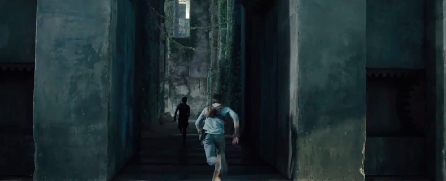 NAQHII: Movie Review: The Maze Runner (2014)